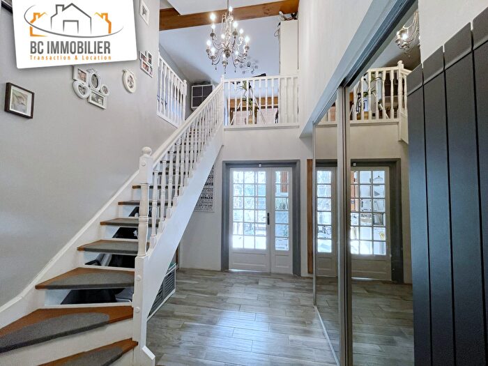 Appartement à vendre - Prévessin-Moëns - 6 pièces - 4 chambres