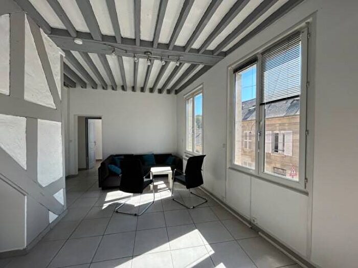 Appartement à louer - Monchy-Saint-Éloi - 4 pièces - 3 chambres