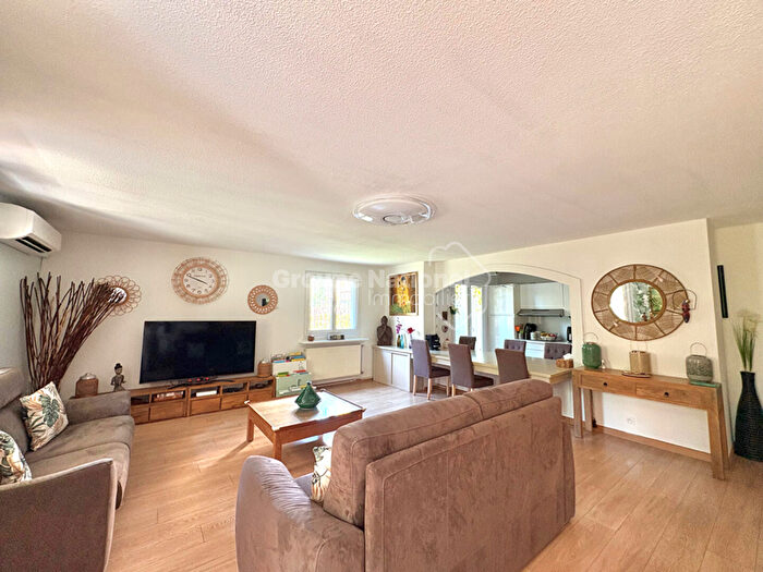 Appartement à vendre - Aix-en-Provence, Jas de Bouffan - 3 pièces - 2 chambres