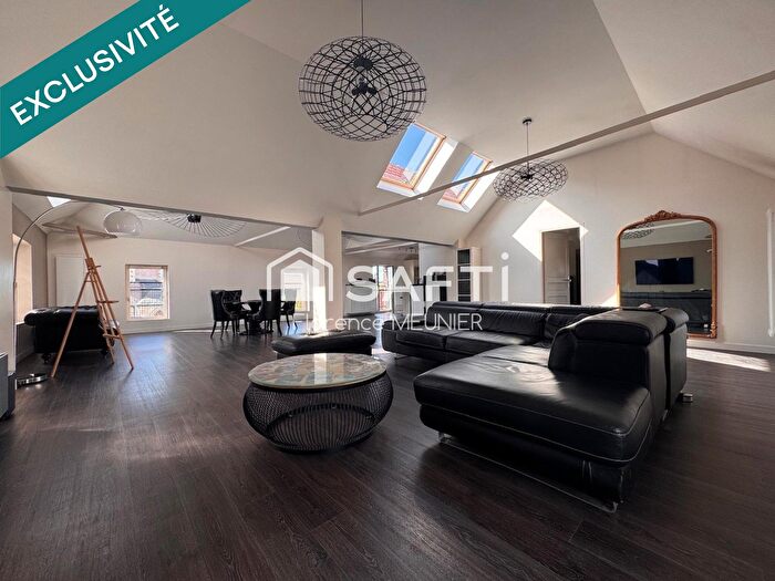 Appartement 4 pièces à Seclin, Centre-ville, à vendre
