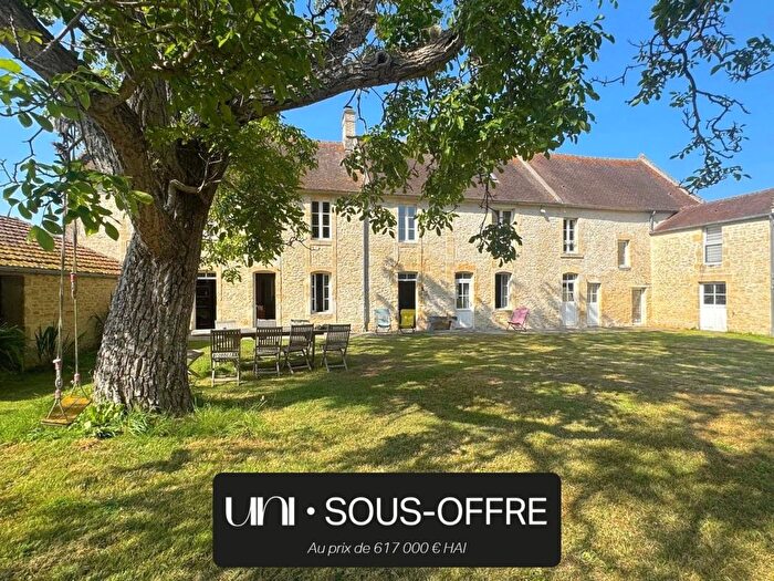 Maison à vendre - Colomby-sur-Thaon - 7 pièces - 5 chambres