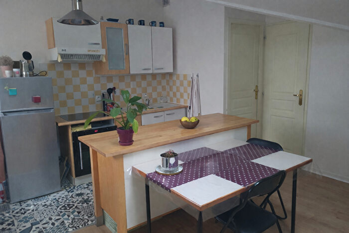 Appartement à vendre - Rochefort, Centre-ville - 2 pièces - 1 chambre