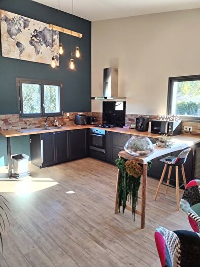 Maison à vendre - Malemort-du-Comtat - 6 pièces - 4 chambres