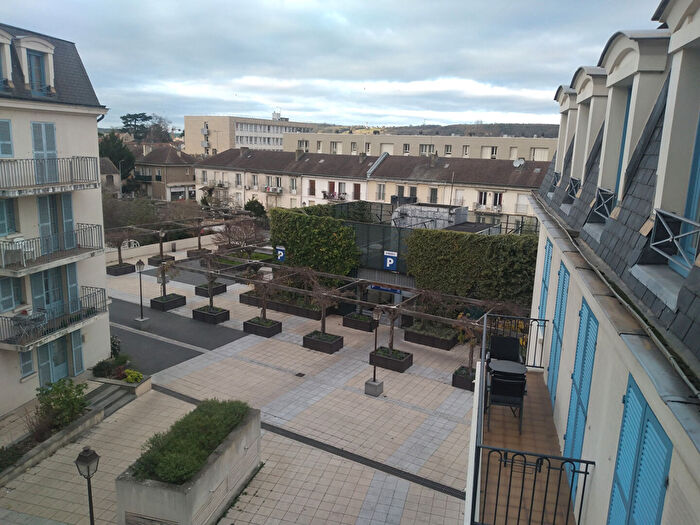 Appartement à vendre - Mantes-la-Jolie, Centre-ville - 3 pièces - 2 chambres