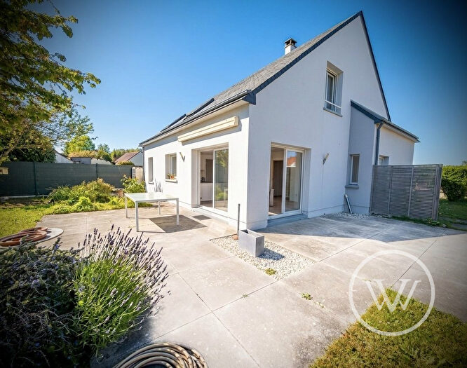 Maison 6 pièces à La Chapelle-Saint-Aubin, à vendre