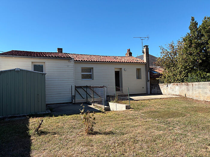 Maison 6 pièces à Bressuire, Vallette, à louer