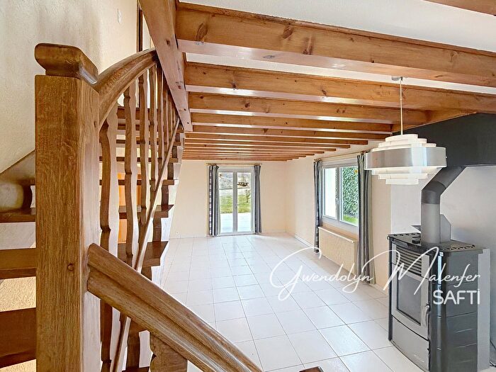 Maison à vendre - Mouchard - 6 pièces - 4 chambres