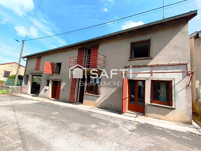 Maison 4 pièces à Saint-Amour, à vendre