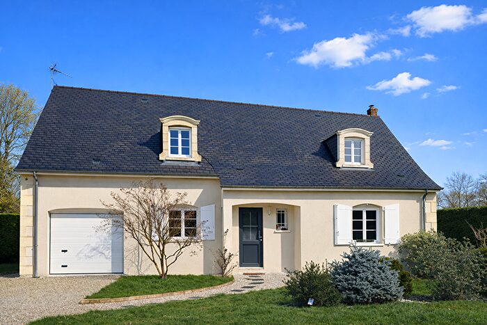 Maison à vendre - Luynes - 6 pièces - 5 chambres