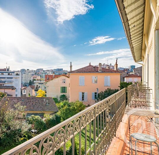Appartement 3 pièces à vendre à Cannes, Petit Juas