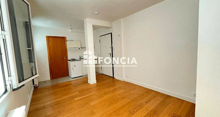 Appartement à louer - Vieux Sceaux-Curie - 1 pièce