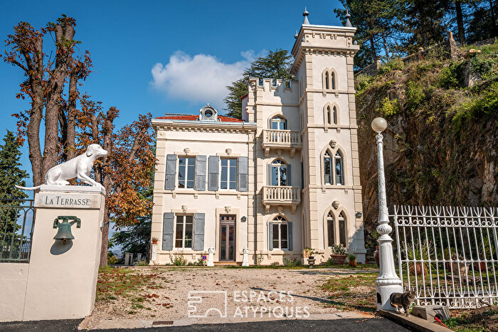 Maison à vendre - Tournon-sur-Rhône - 10 pièces - 7 chambres