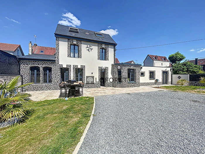 Maison 7 pièces à vendre à Le Petit-Quevilly, Bruyères