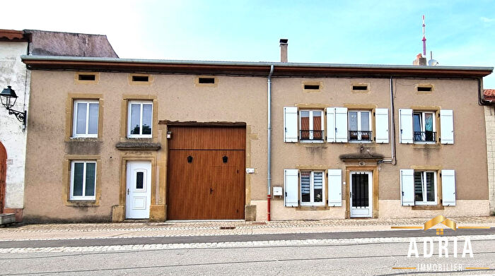 Maison à vendre - Luttange - 8 pièces - 5 chambres