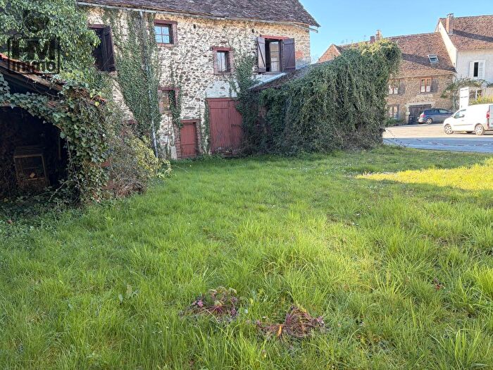 Maison à vendre - Lubersac - 7 pièces