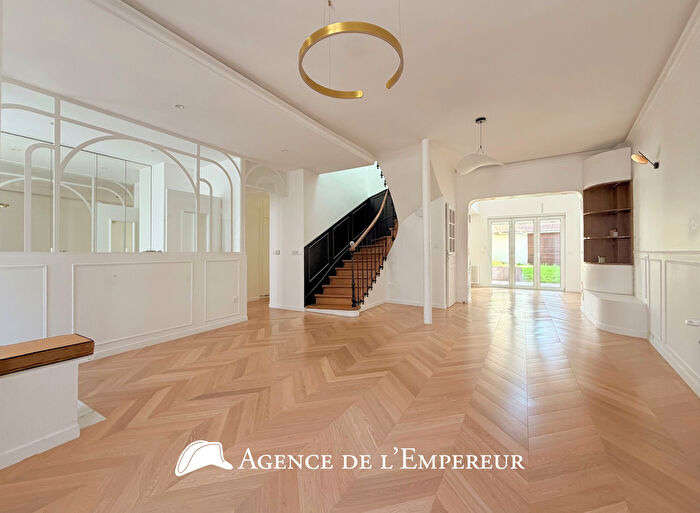 Maison 6 pièces à Rueil-Malmaison, Coeur de Ville, à vendre