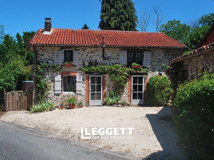 Maison à vendre - Bussière-Poitevine - 12 pièces - 4 chambres