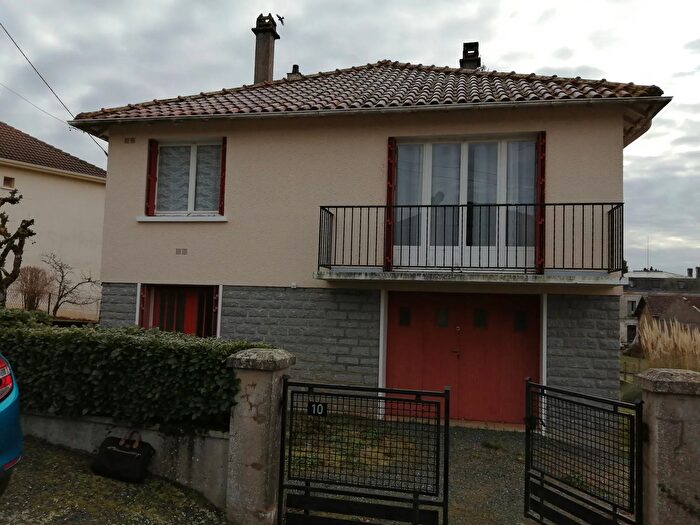 Maison à vendre - Châlus - 3 pièces - 2 chambres