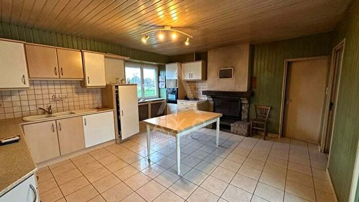 Maison à vendre - La Bruffière - 7 pièces - 5 chambres