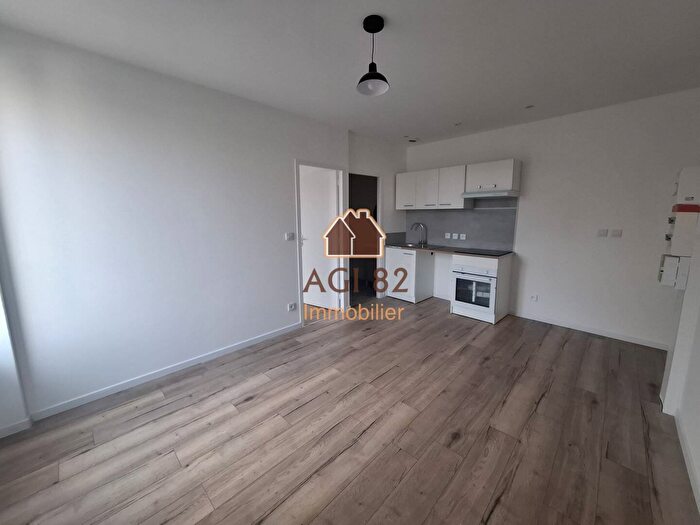 Appartement à louer - Centre Ville, Castelsarrasin - 2 pièces - 1 chambre