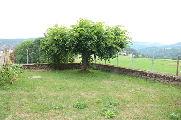 Lespéron : Maison 6 pièces à vendre