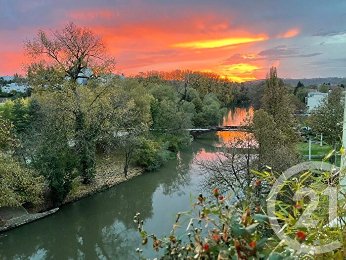 Appartement à vendre - Montbéliard, Centre-ville, Prairie, Batteries du Parc, Charmontet - 3 pièces - 2 chambres