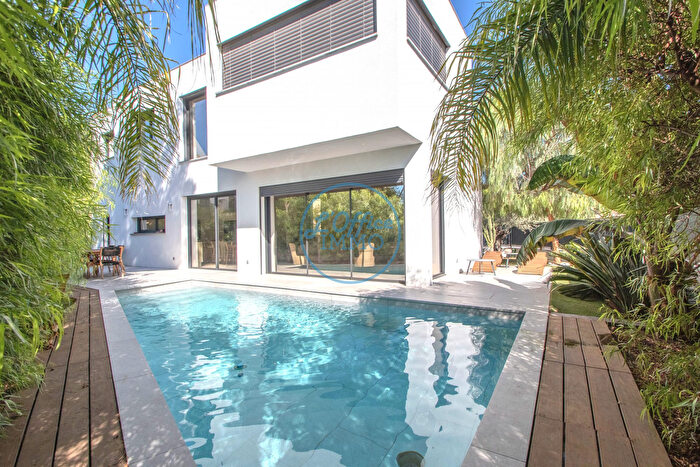 Maison à vendre - Le Pradet - 5 pièces - 3 chambres