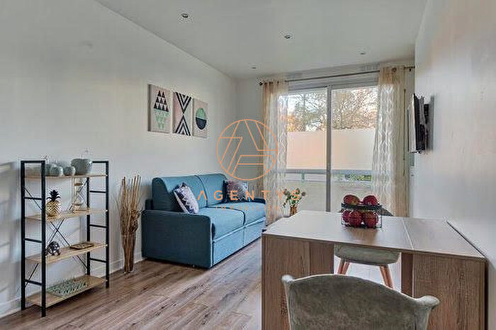 Appartement à louer - Nogent-sur-Marne, Beauté Baltard - 3 pièces - 2 chambres