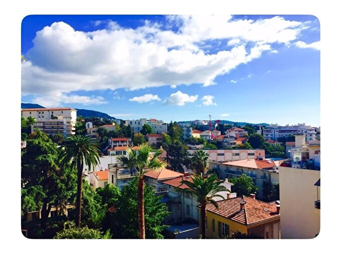 Appartement 1 pièce à Nice, Saint-Lambert, Bas-Cimiez, à louer