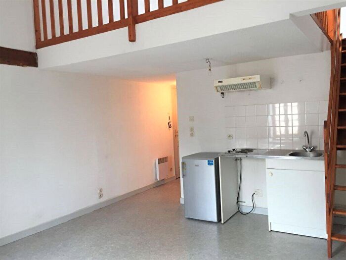 Appartement à louer - Centre Ville, Bar-le-Duc - 1 pièce