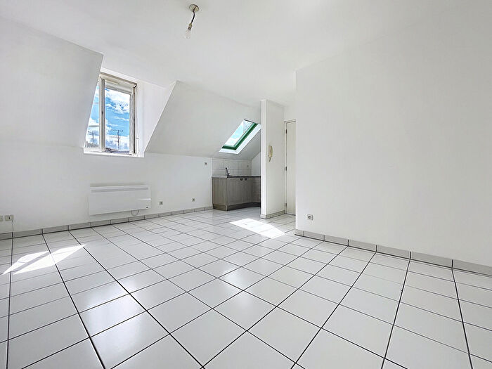 Appartement à louer - Concarneau, Centre-ville - 3 pièces - 2 chambres