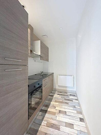 Appartement à louer - Hôtel de Ville, Vichy - 1 pièce