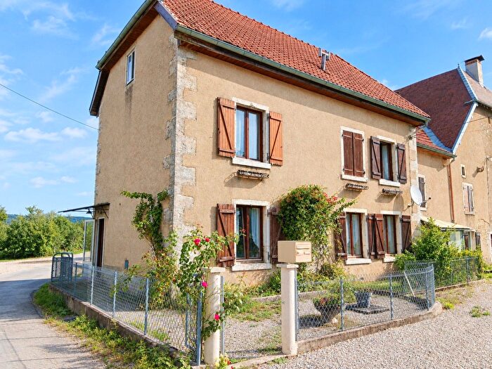 Rosières-sur-Barbèche : Maison 4 pièces à vendre