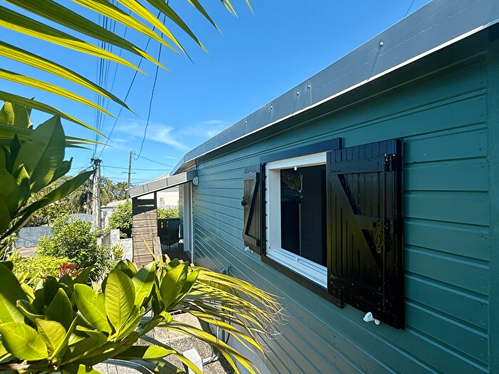 Maison à vendre - Saint-Joseph, Les Jacques, Bois Noirs - 2 pièces - 1 chambre