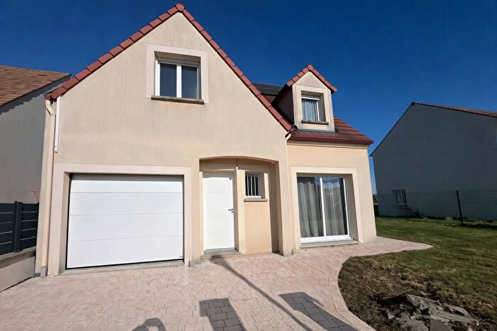 Maison à vendre - Fontenay-Trésigny - 5 pièces - 3 chambres