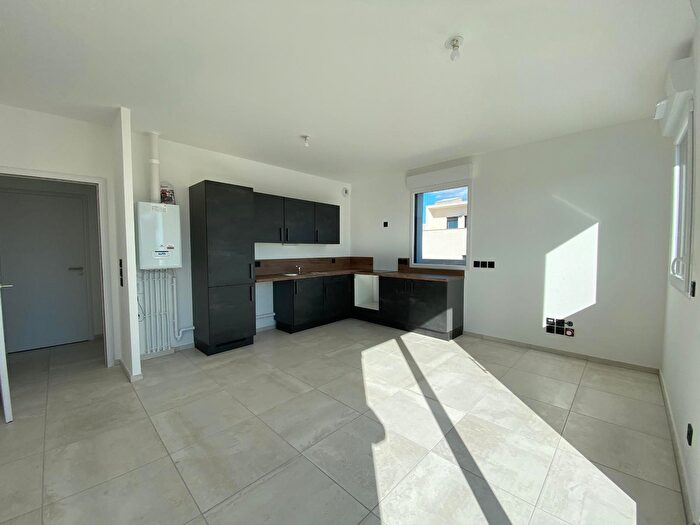 Appartement à louer - Saint-Jean-de-Védas - 3 pièces - 2 chambres