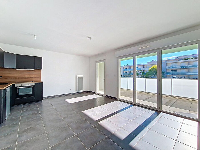 Appartement à vendre - Marseille e , Les Caillols - 3 pièces - 2 chambres