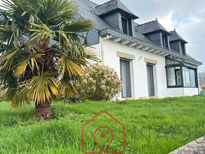 Maison à vendre - Pontivy - 6 pièces - 5 chambres