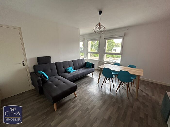 Appartement 2 pièces à vendre à Laval, Pavement