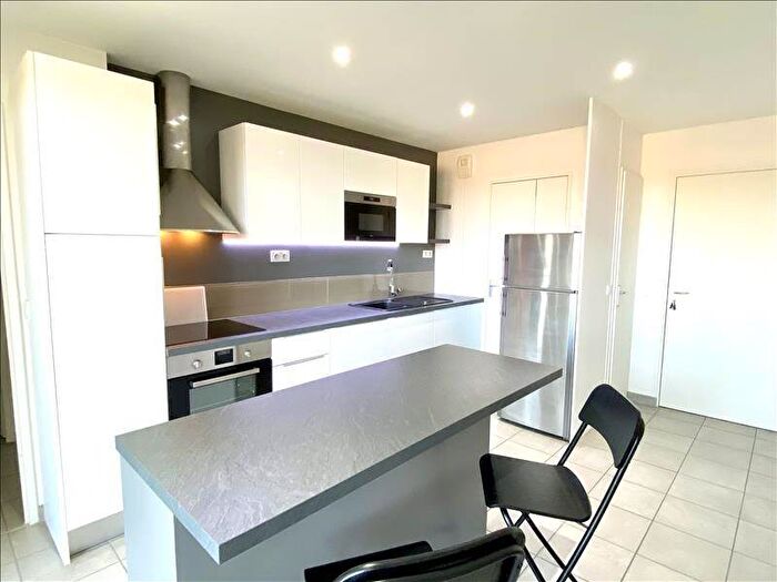 Appartement à louer - Charréard, Vénissieux - 2 pièces - 1 chambre