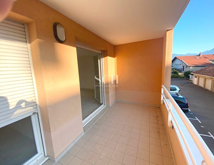 Appartement à louer - Eybens - 2 pièces - 1 chambre