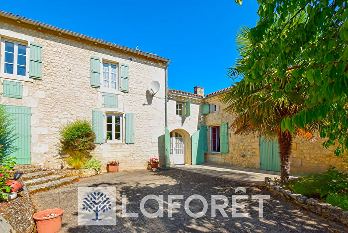 Maison à vendre - Clion - 8 pièces - 5 chambres