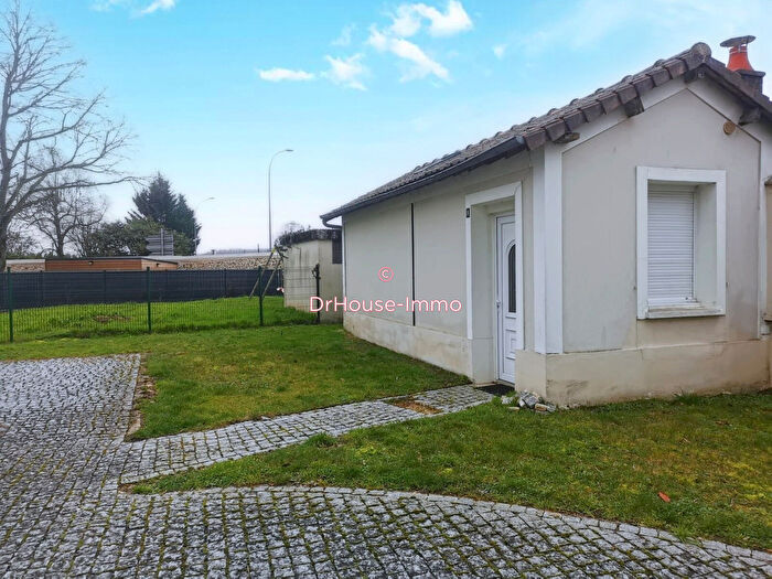 Maison 1 pièce à vendre à Chevannes