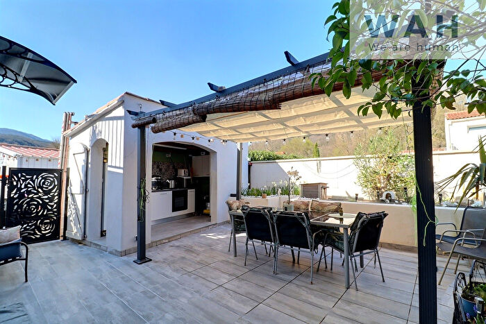 Maison à vendre - Lodève - 5 pièces - 4 chambres