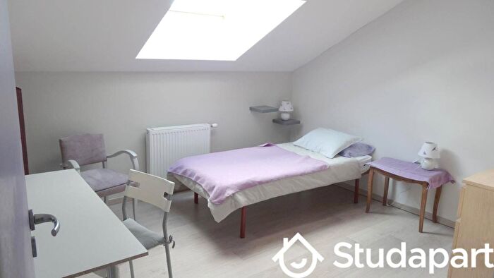 Appartement 1 pièce à louer à Chantegrillet, Sainte-Foy-lès-Lyon