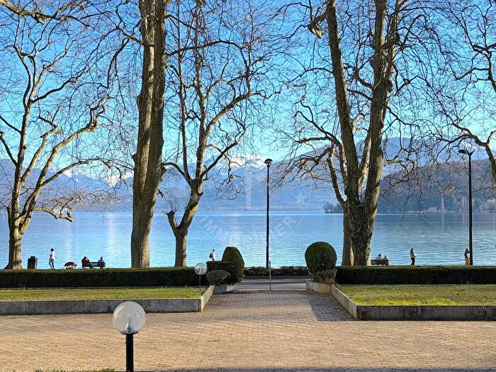 Appartement à vendre - Annecy, Parmelan, Albigny - 3 pièces - 2 chambres