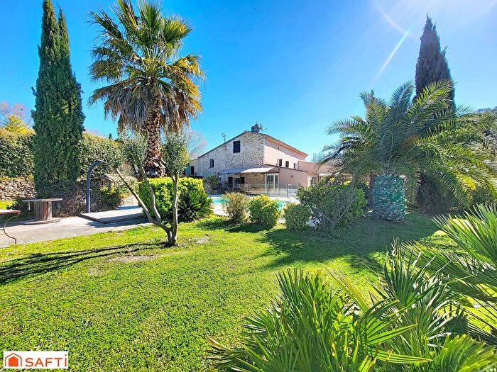 Le Castellet : Maison 13 pièces à vendre