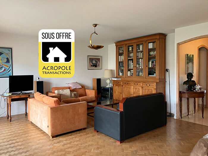 Appartement à vendre - Lyon e , Haut, Coeur des Pentes - 4 pièces - 2 chambres