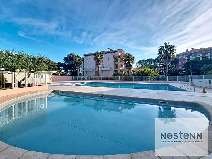 Appartement à vendre - Fréjus, Saint-Aygulf - 3 pièces - 2 chambres