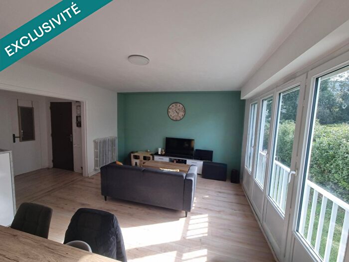 Appartement à vendre - Hennebont, Centre-ville, Kerbihan, La Grange, Kerlano - 3 pièces - 2 chambres